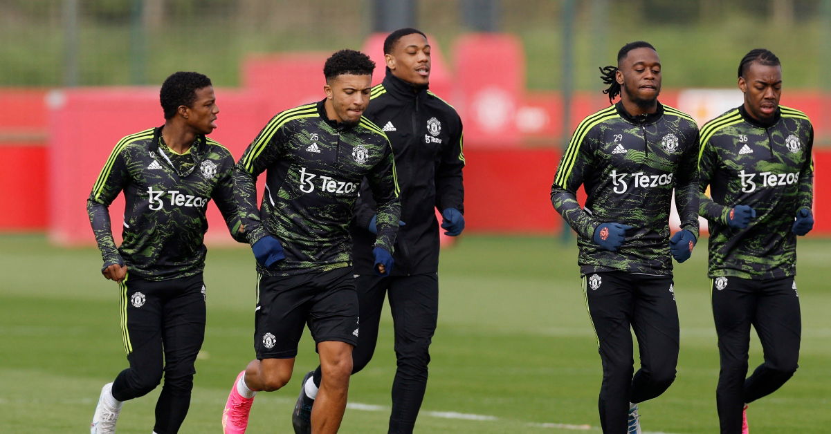 Aston Villa make major transfer decision with Manchester United bomb ...